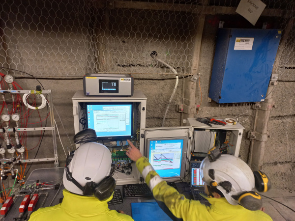 Gas interference tests for tomographic analysis | References ...